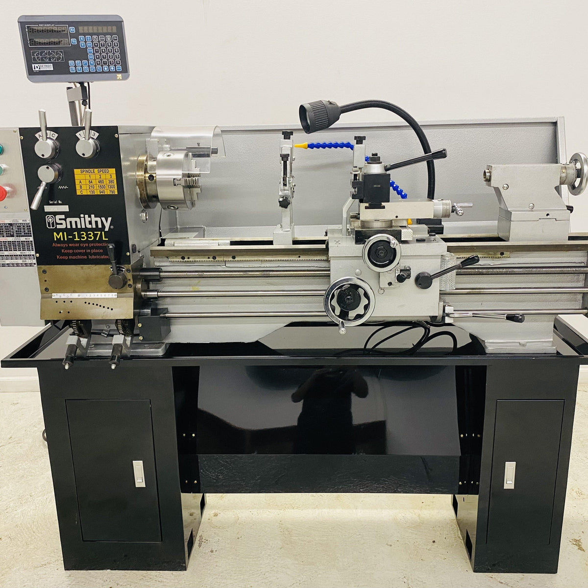 MI-1337L Manual Lathe – Detroit Machine Tools